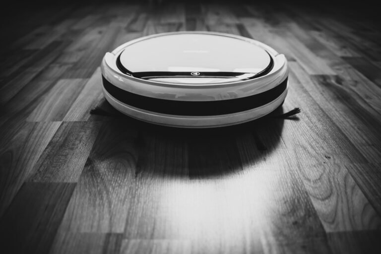 Tapo RV30 Max Plus Review UK: 5300Pa Smart Robot Vacuum